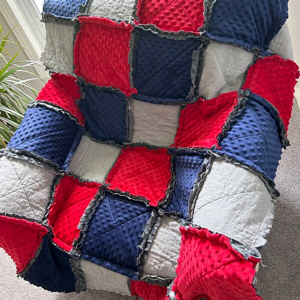 Primitive Rag Quilt - Etsy