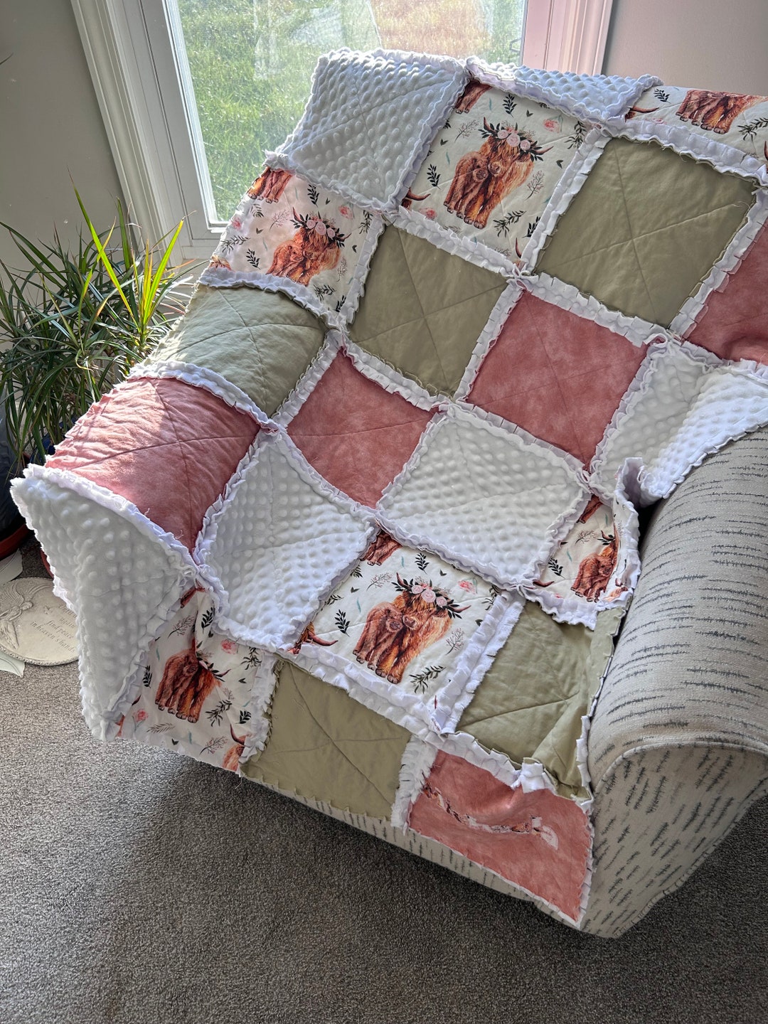 Handmade to Order Highland Cow Floral Rag Quilt in Soft Tones - Etsy