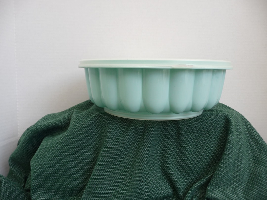 Tupperware Mold for Making Jell Type Desserts or Salads - Etsy