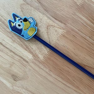 Bluey & Bingo Pencil Topper Embroidery File - Etsy