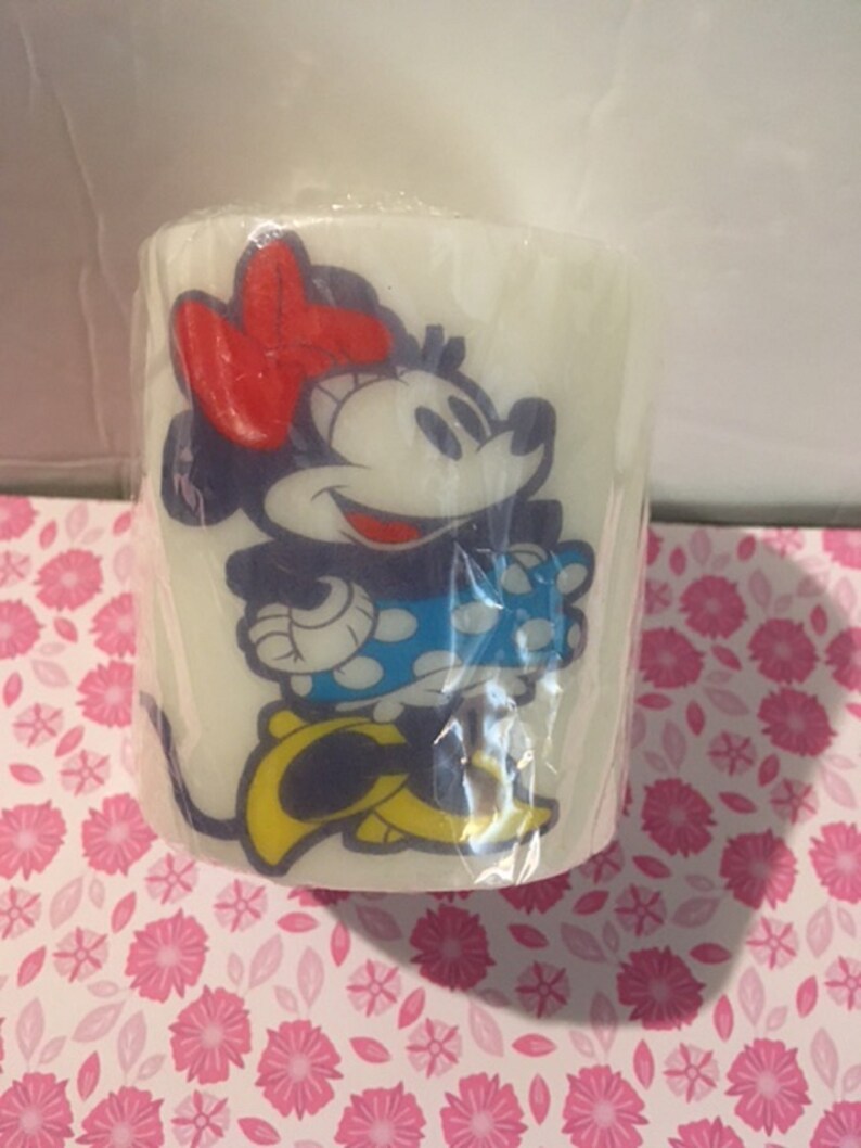 Minnie Mouse Candle - Etsy