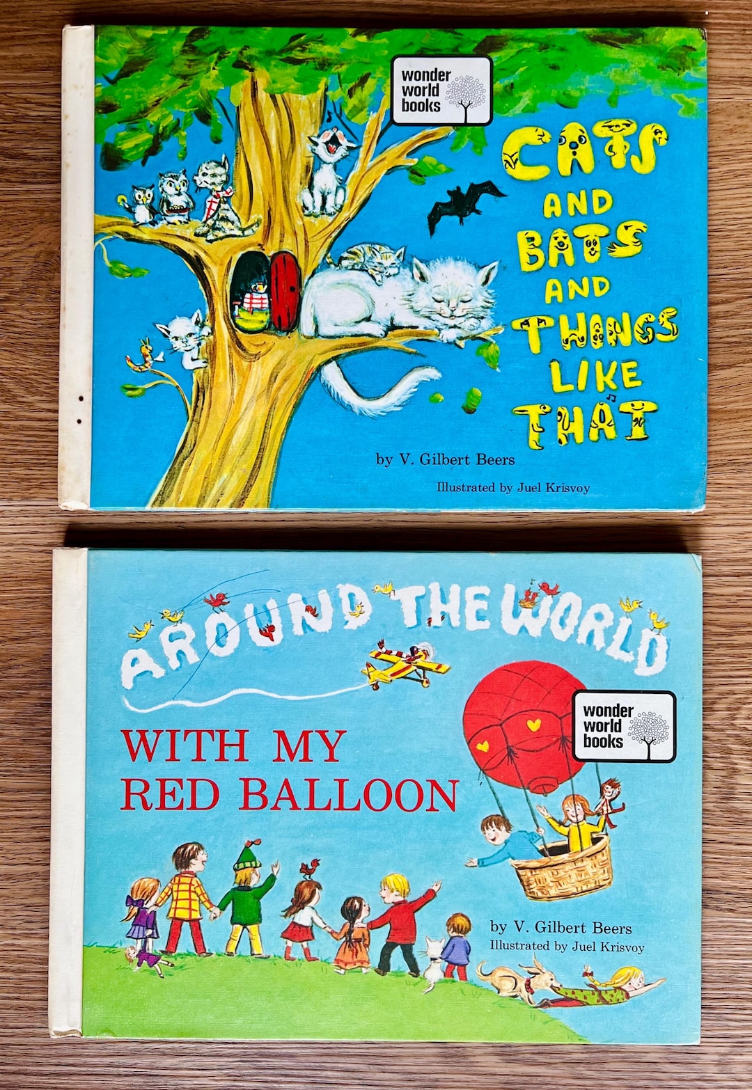 Vintage Wonder World Books Set: Cats, Bats, Around the World - Etsy