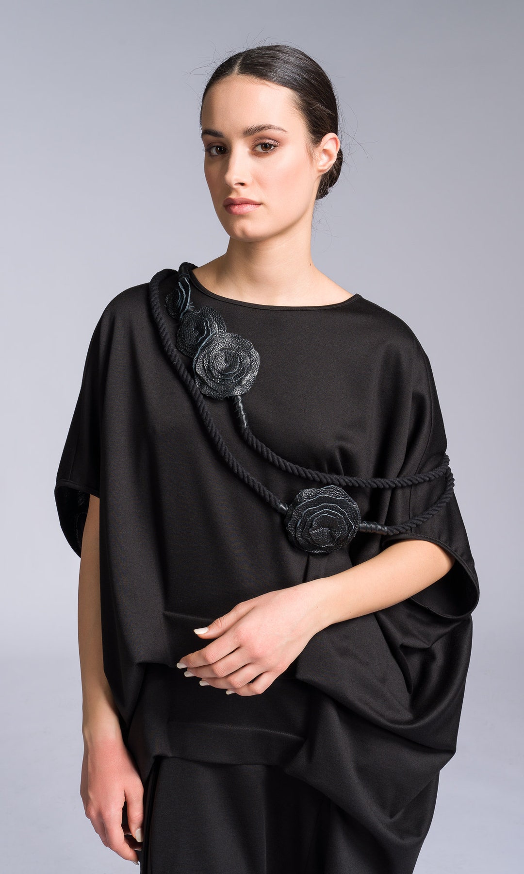 Black Rope and Genuine Leather Roses Necklace A16386 - Etsy