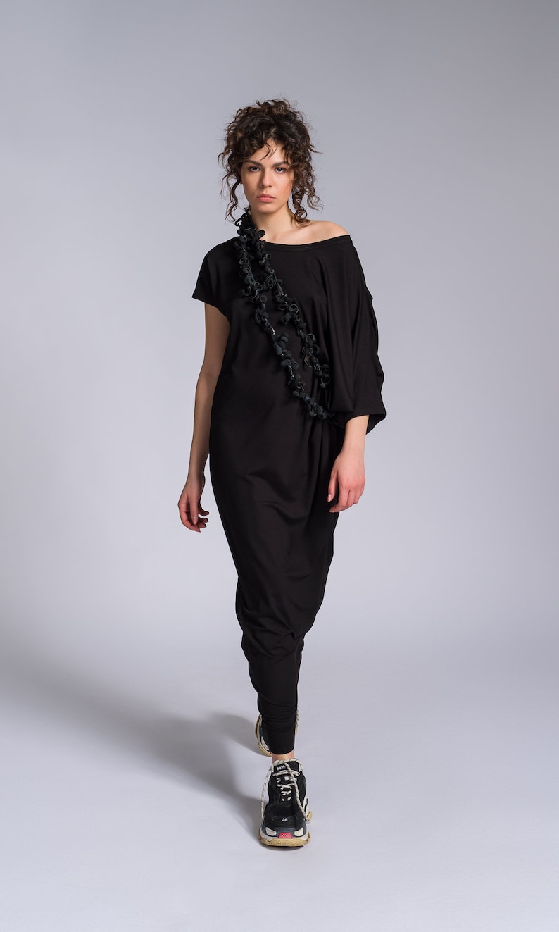 Extra Long Black Genuine Leather Necklace Accessory by AAKASHA A16254 ...