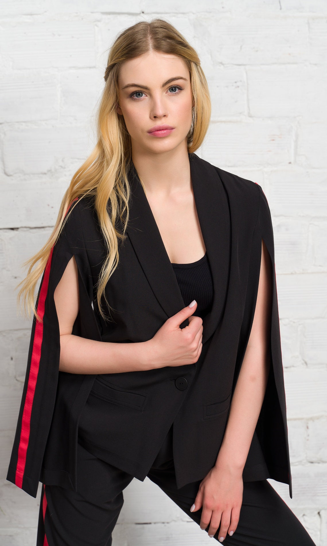 Open-sleeve Blazer With Brick Red Edging A90571 - Etsy