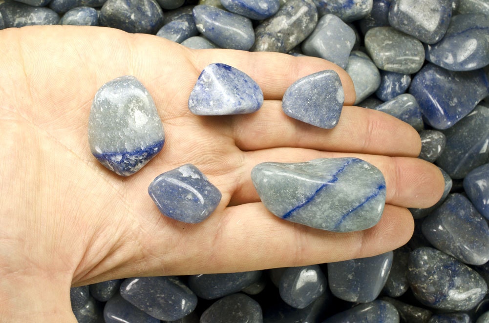 Fantasia Materials: 1 lb Tumbled Blue Quartz A | Etsy