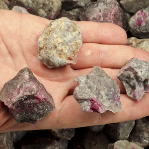 Fantasia Materials: 1 Lb Ruby in Quartz Rough - Raw Natural Crystals ...