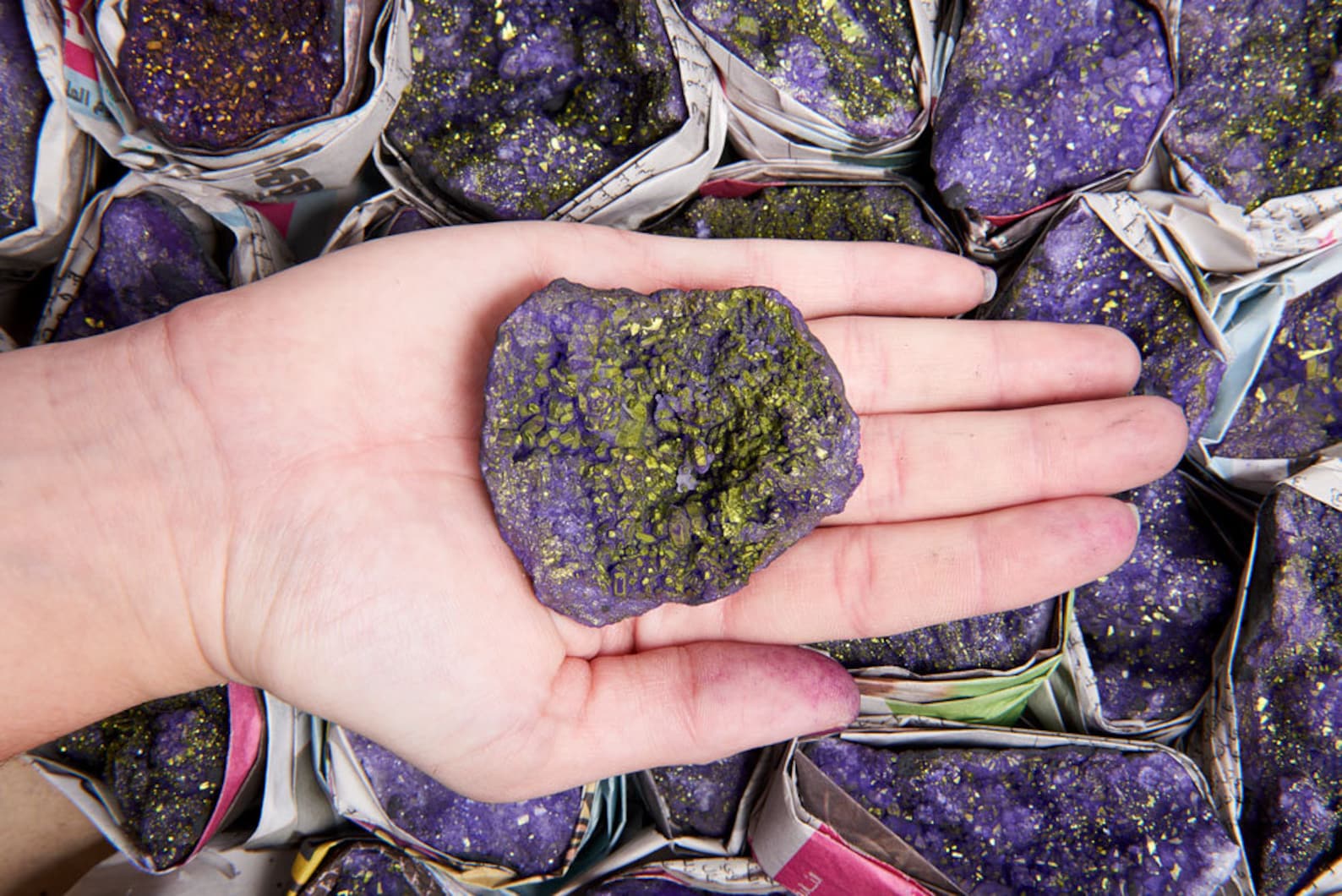 Fantasia Materials: 1 Pc Purple Dyed Geode Specimens From Morocco - Raw ...