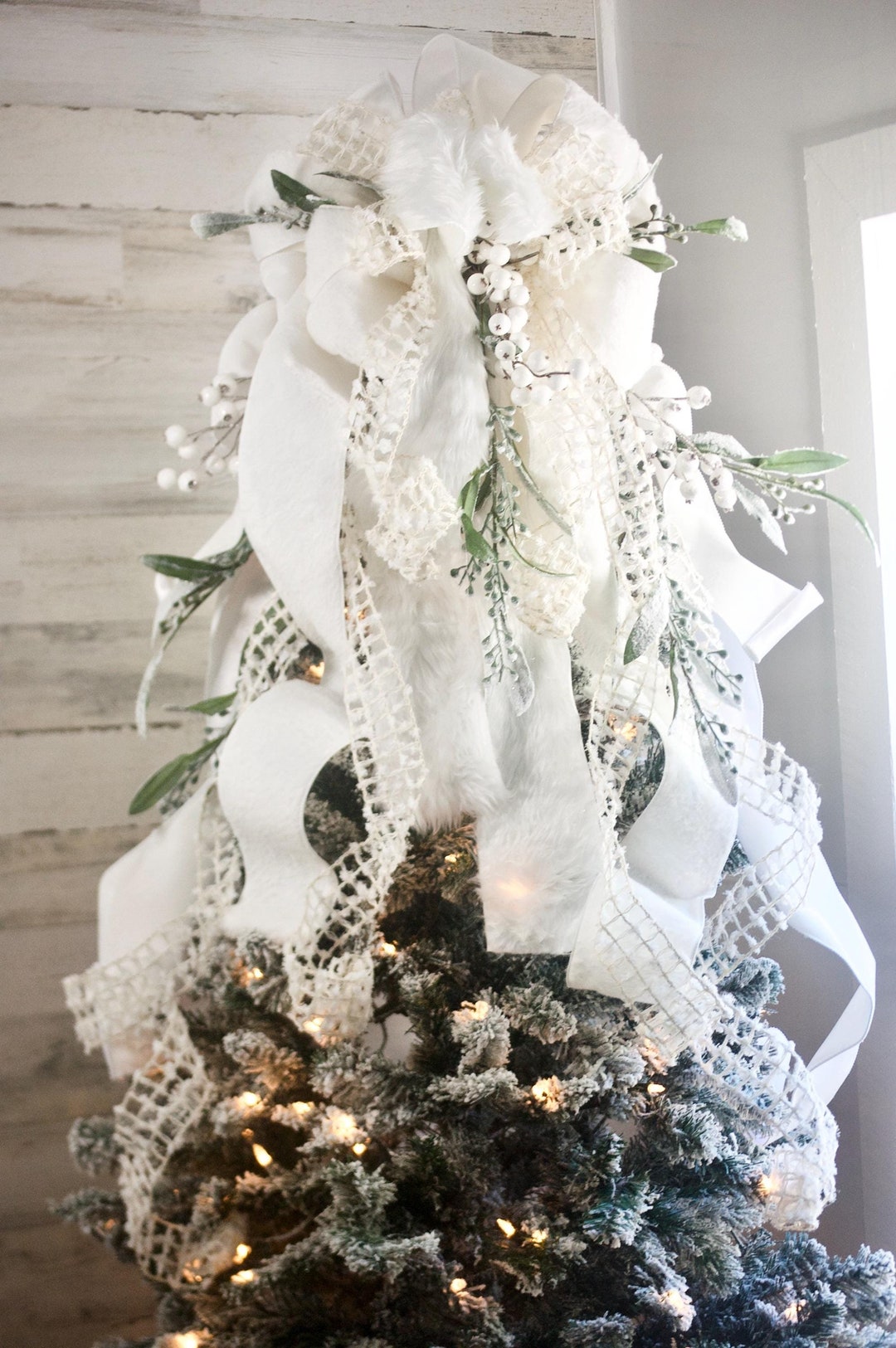 Large Christmas Tree Topper, Faux Fur, White Tree Topper, Bow Tree ...