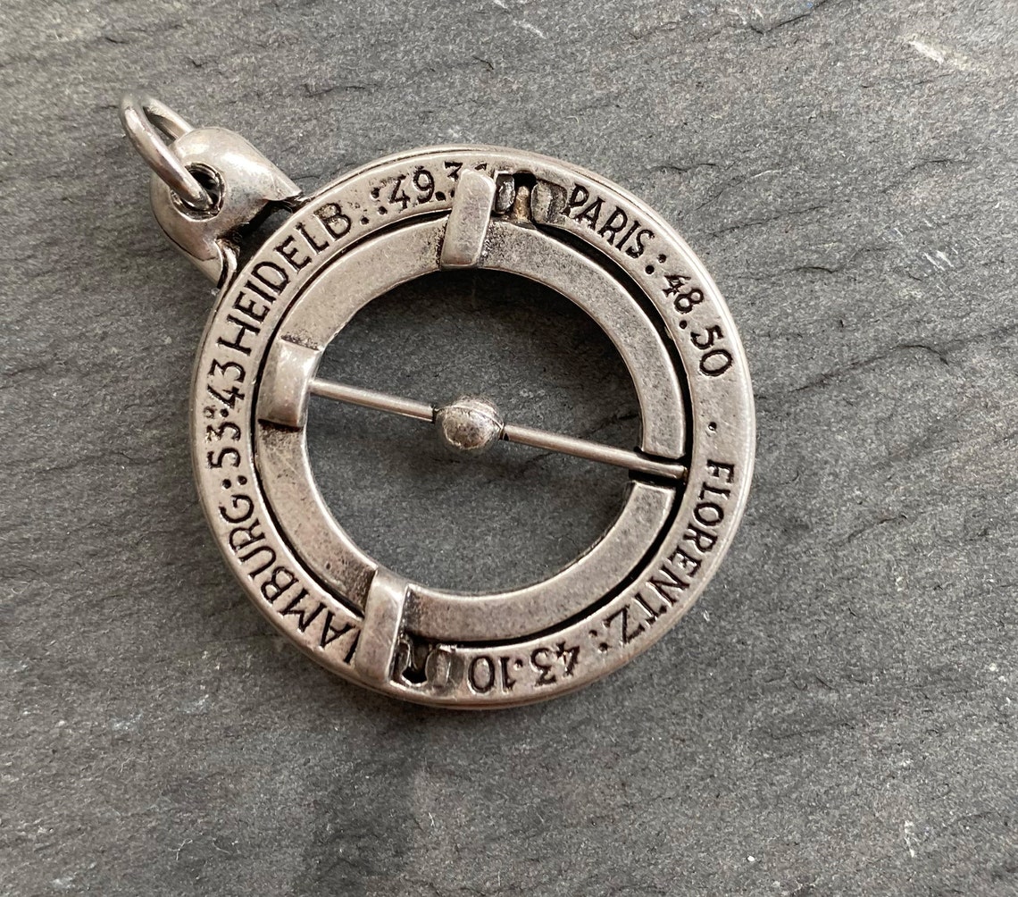 Equatorial Universal Sundial, a Battery-free Timepiece for Aesthetes - Etsy