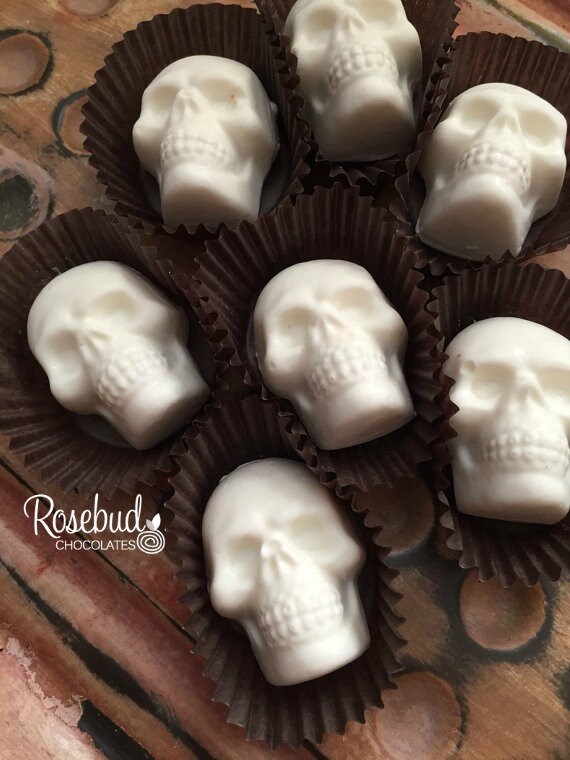 12 Packages SKULLS Chocolate Party Favors Halloween Candy | Etsy