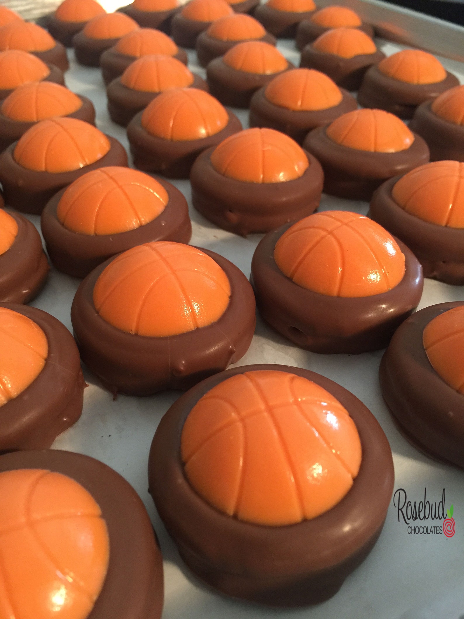 12 BASKETBALL Chocolate Covered Oreo Cookie Favors Team Candy Treats ...