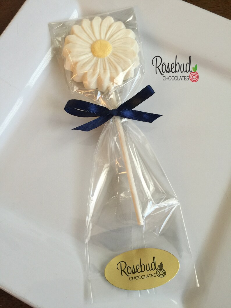12 DAISY Chocolate Lollipop Candy Party Favors Flowers | Etsy