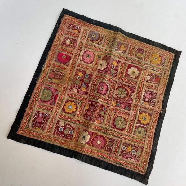 Middle Eastern Embroidery - Etsy