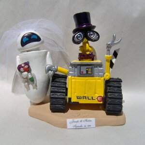 Custom Wall-e and Eve Cake Topper, Bride and Groom Cake Topper ...