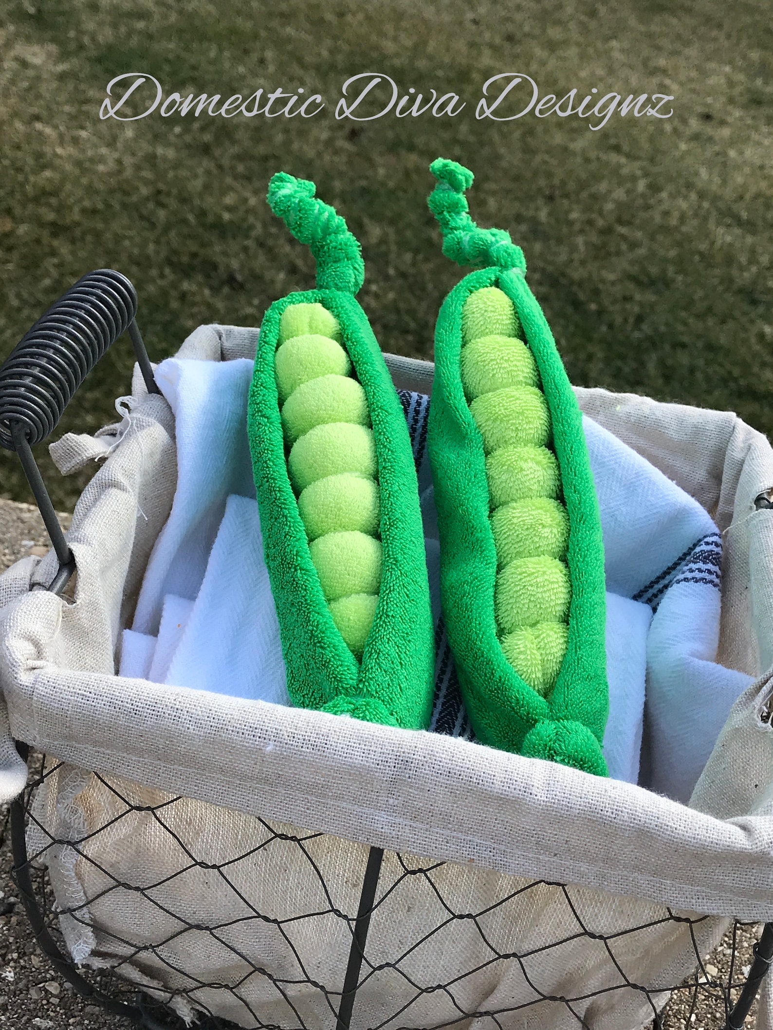 Washcloth Peapod, Farm Baby Shower, Sweet Pea Baby Shower, Peter Rabbit ...
