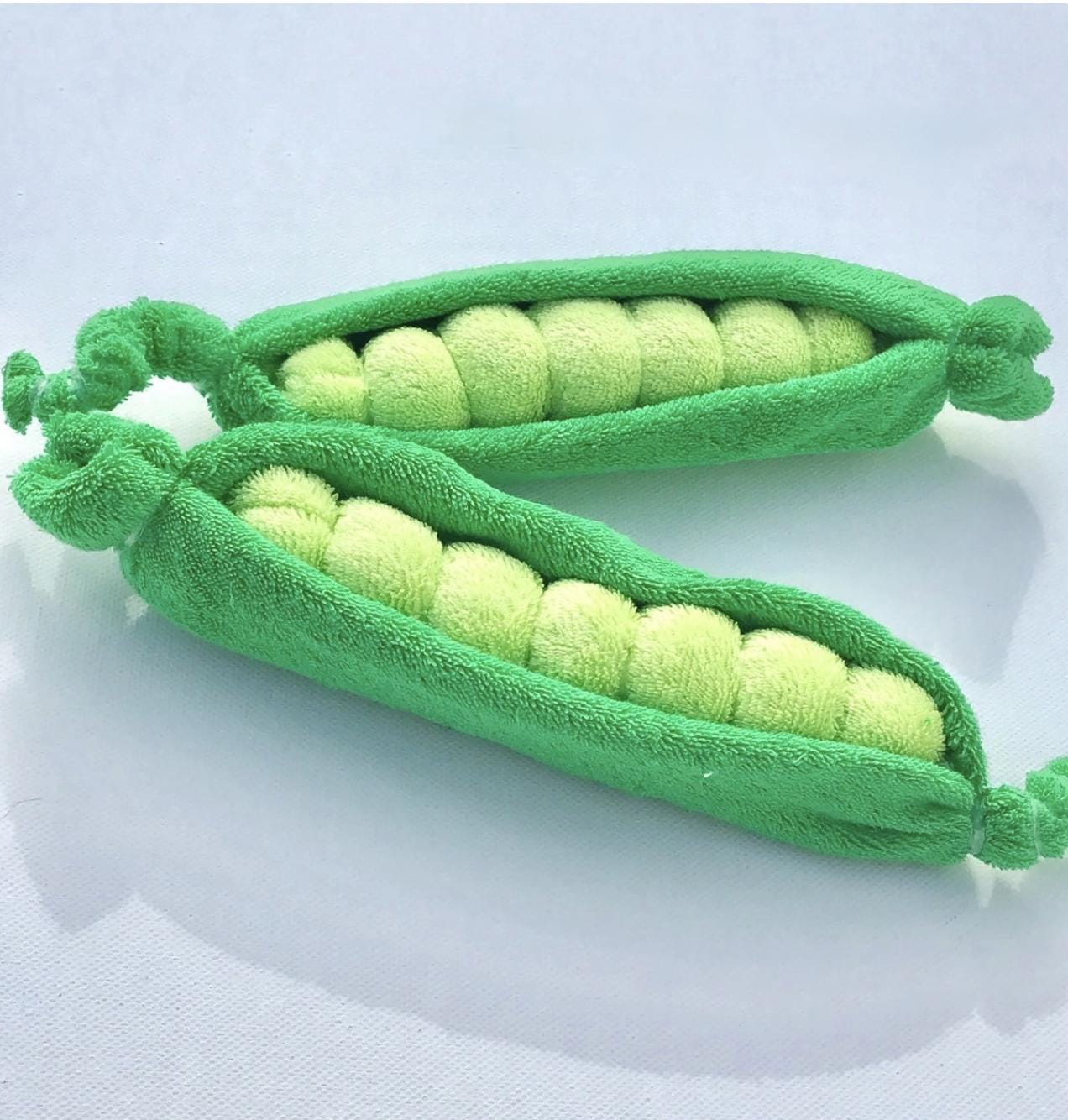 Washcloth Peapod, Farm Baby Shower, Sweet Pea Baby Shower, Peter Rabbit ...