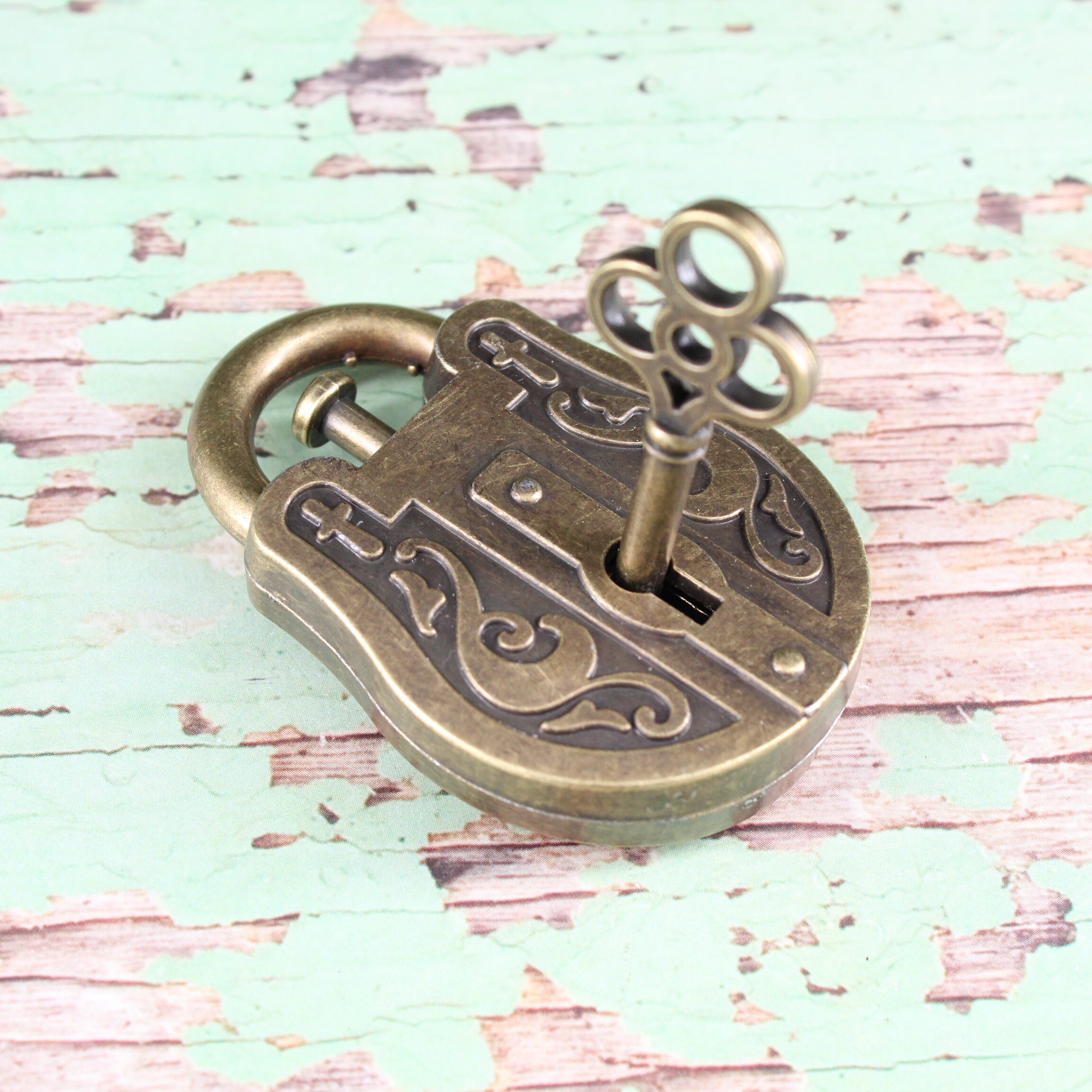 1 Set of Metal Puzzel Lock Tricky Padlock Game Toys for All Ages ...