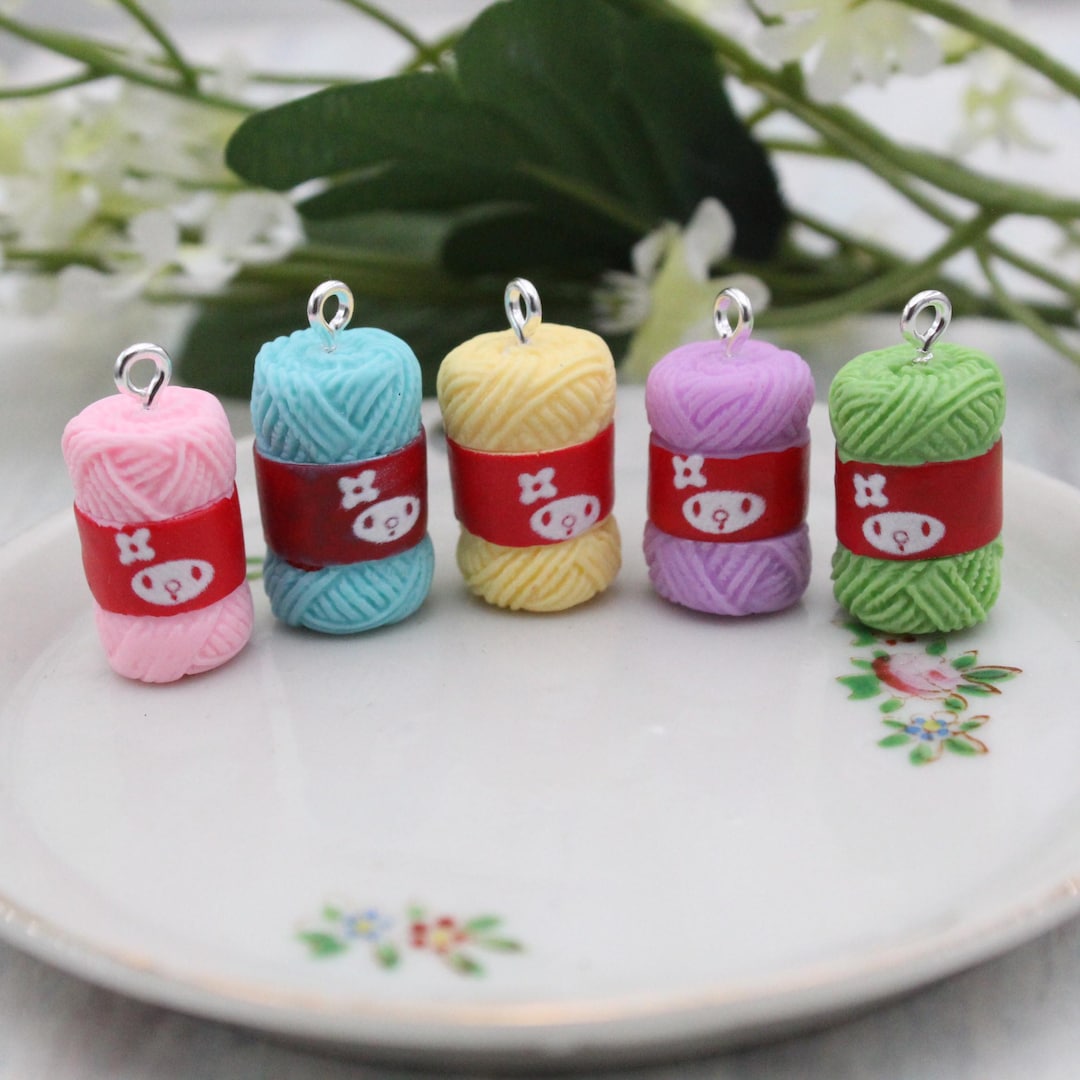 Assorted Mini Ball of Wool Yarn Resin Charms 3D Resin Pendants Packs ...