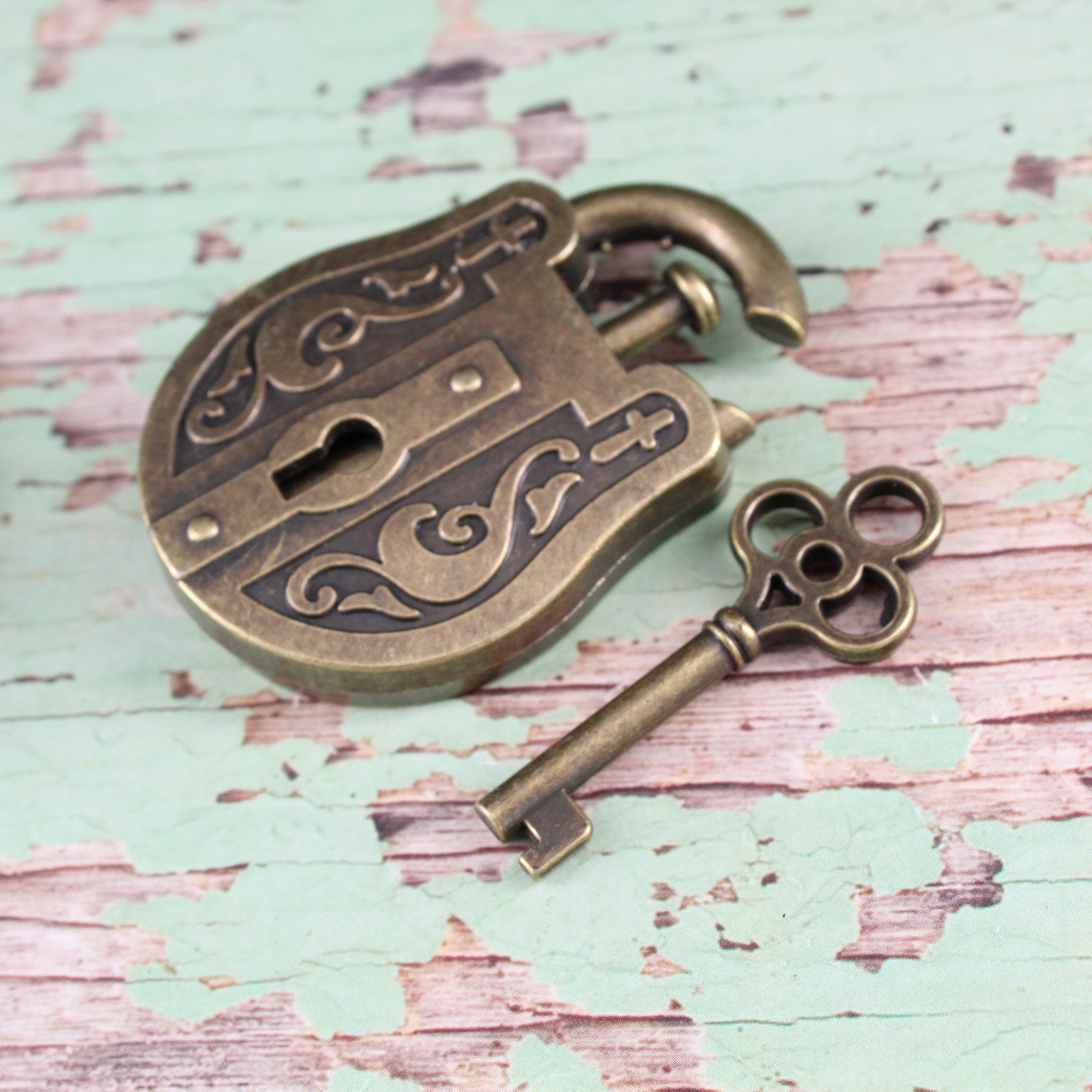 1 Set of Metal Puzzel Lock Tricky Padlock Game Toys for All Ages ...