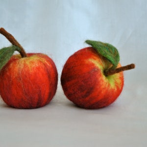 Real Size Needle Felted Apple/kitchen Decoration : Red Apple. Made to ...