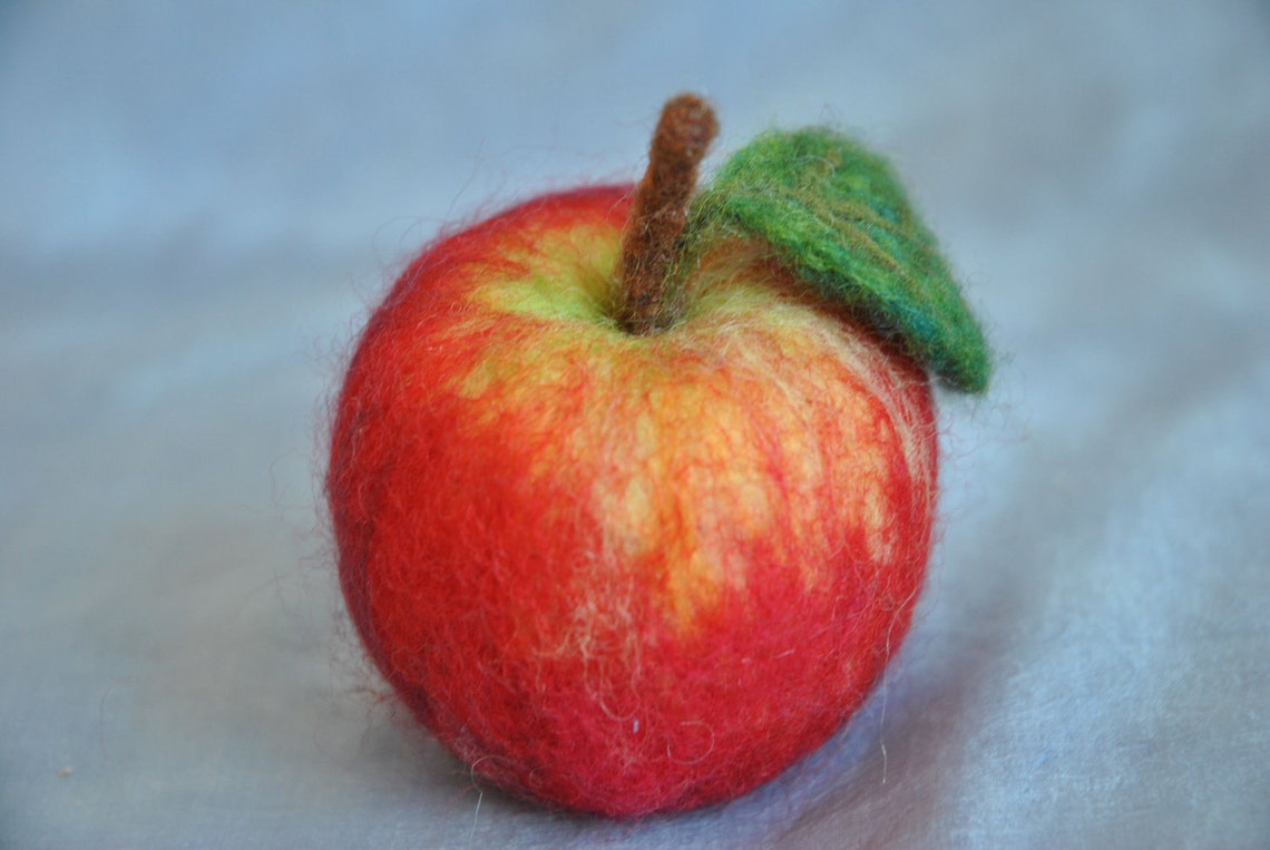 Real Size Needle Felted Apple/kitchen Decoration : Red Apple. Made to ...