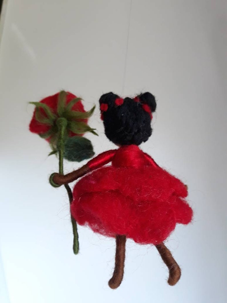 Adorno para el hogar de fieltro con aguja de hada con forma de rosa ...