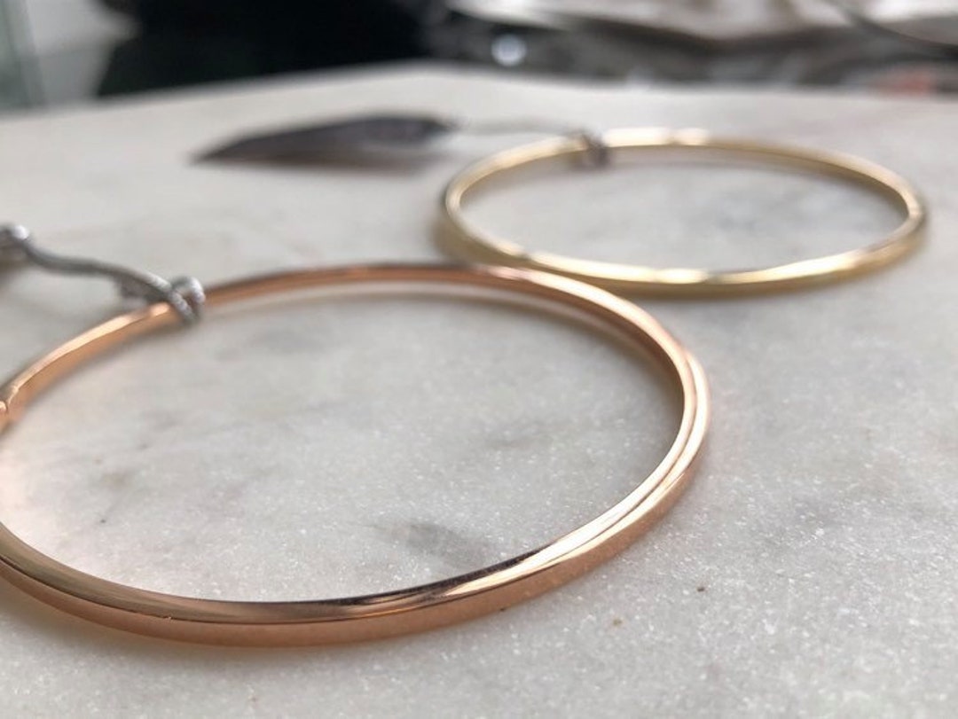 10k Gold Bangle - Etsy