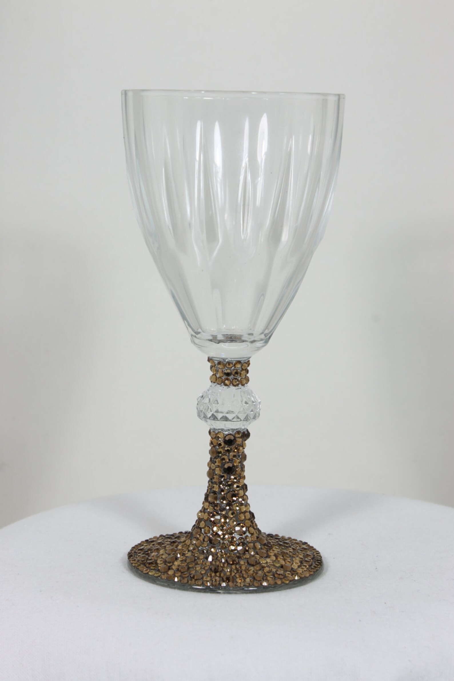 Custom Made Wine Glass Wedding Glasses Bride Wine Glass - Etsy