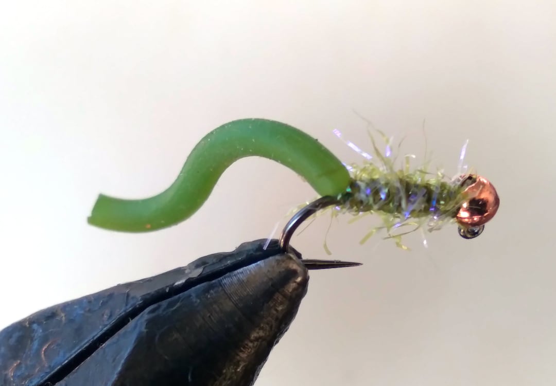 6 Green Wonky Worm Squirmy Worm Jig Fly Hand Tied Trout Bass - Etsy