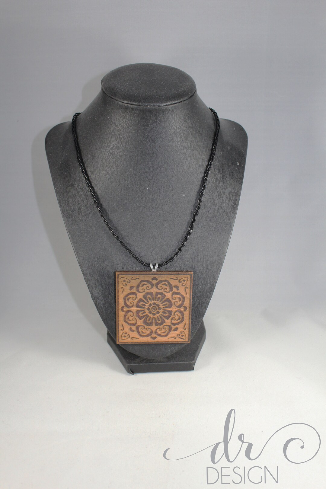 Floral Square Wooden Braided Pendant - Etsy