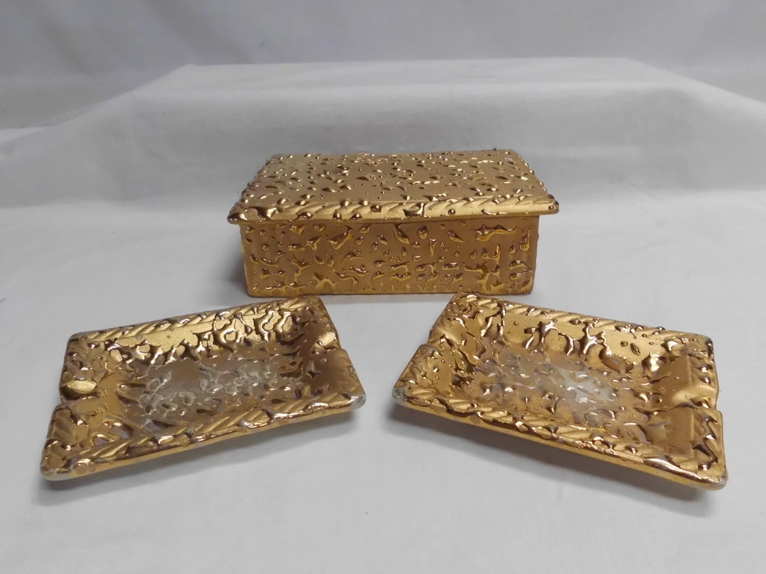 Weeping Bright Gold Cigarette Box With Lid & Ashtrays 22kt Gold Vintage ...