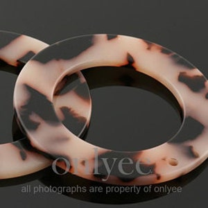 2pcs-40mmx40mm Acetate Ring Pendant, Acrylic Supplies, Mixed-beige ...