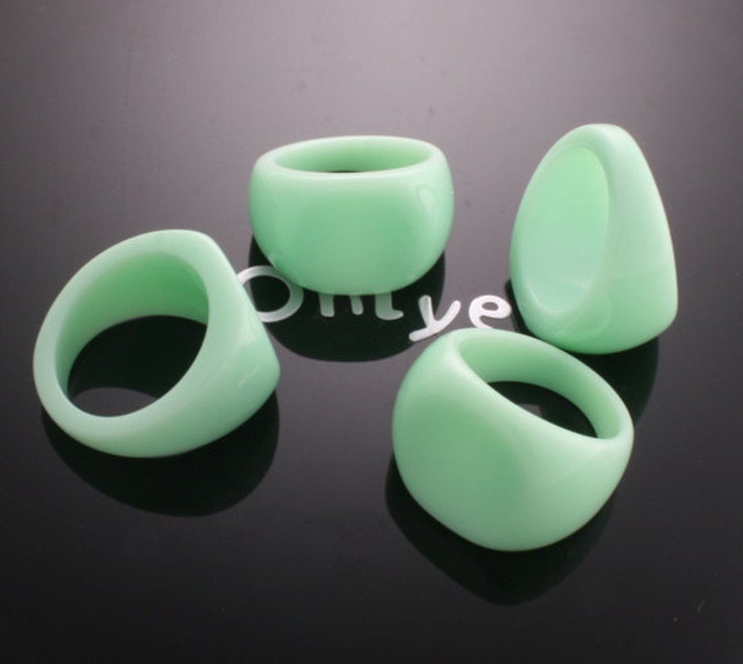 5PCS- Resin, Acrylic Ring Pad Base of 15mm,ring Size Appx 7-8-light ...