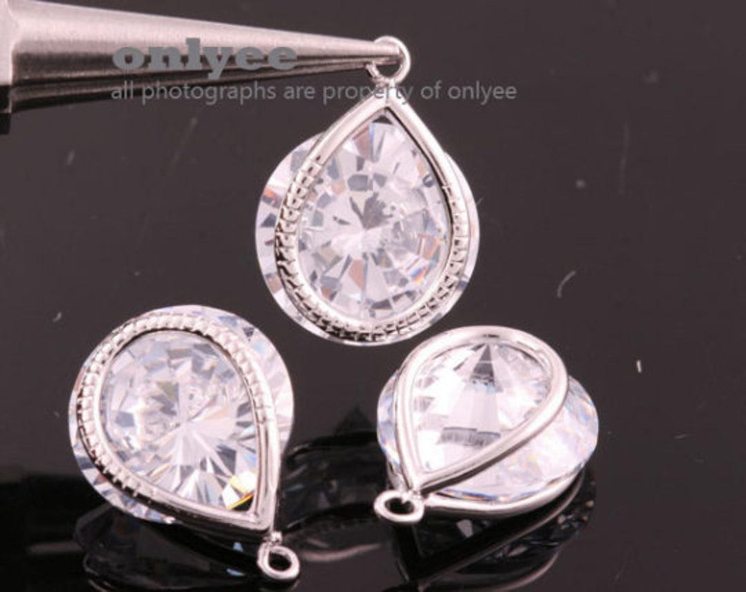2pcs-17mmx12mmbright Rhodium Plated Brass (clear)lux Cubic 2pcs-17mmx12mmbright Rhodium Plated Brass (clear)lux Cubic