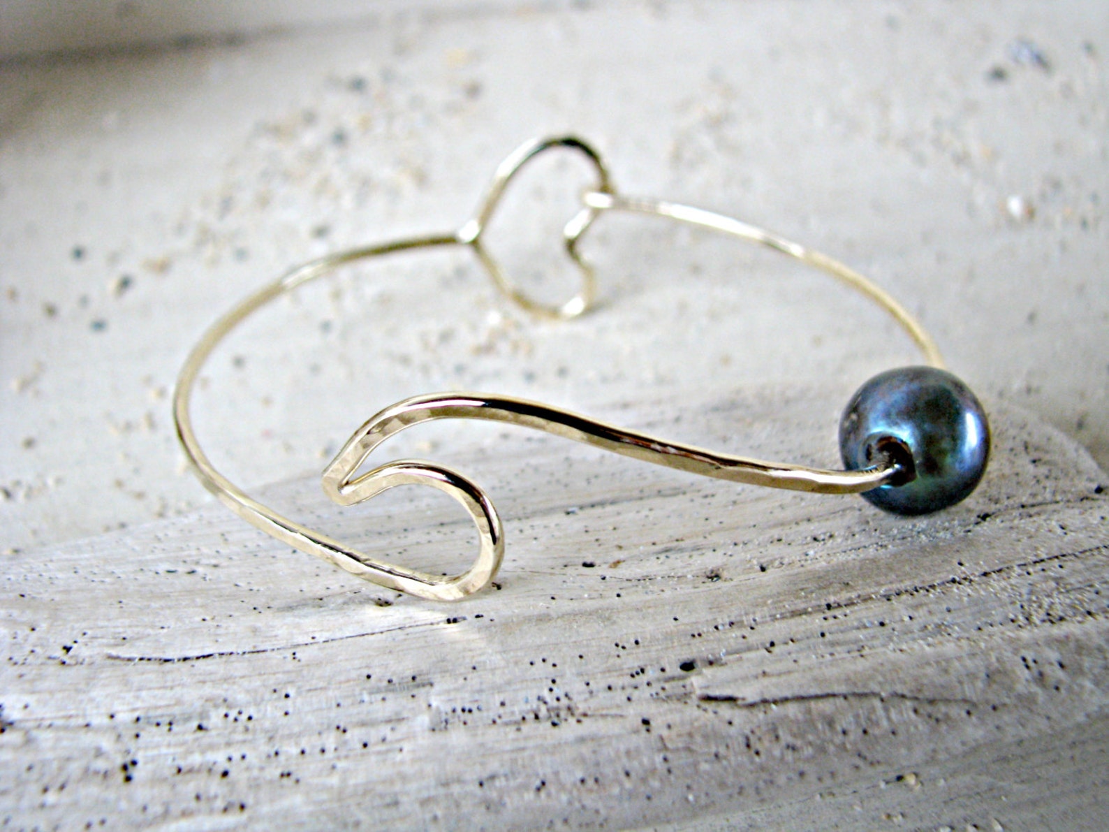 Wave Bangle, Gold Heart Bangle, Black Pearl Bangle, Black Pearl Gold ...