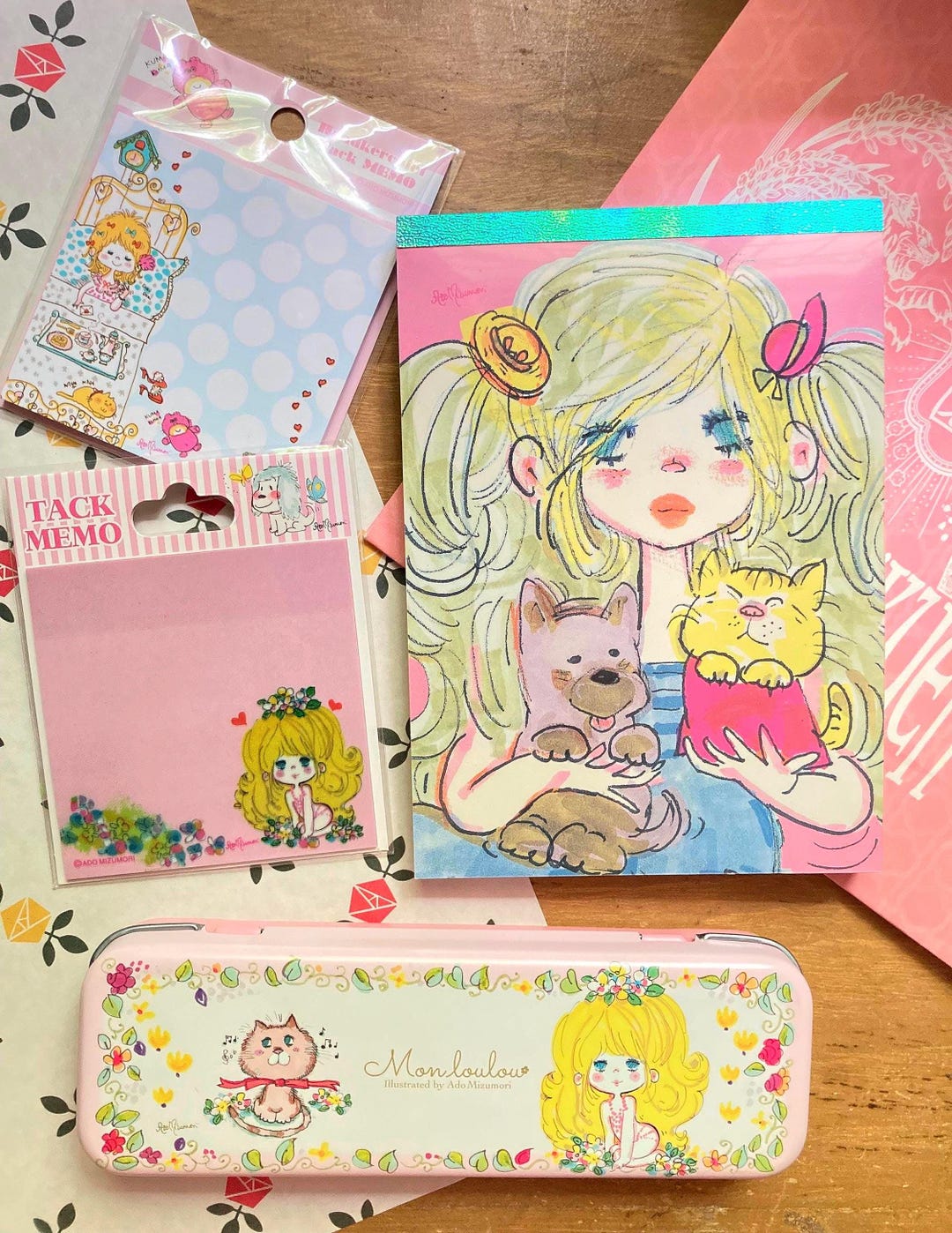 Cute Ado Mizumori Sexy Girl With Cat Memo Note and 2 Sticky Memo Notes ...