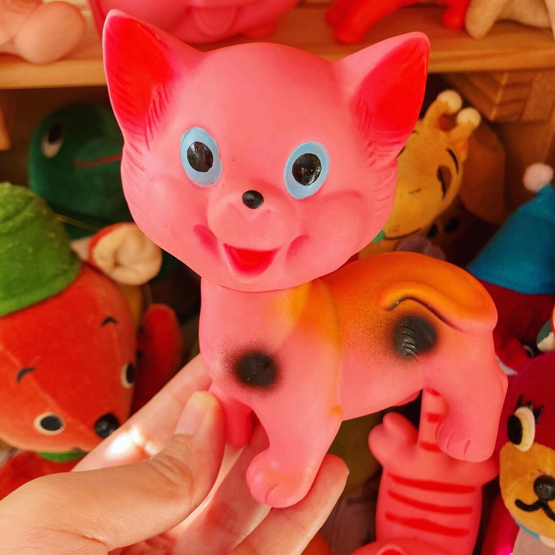 Cute Japanese Vintage Kitschy Pinky Kitty Cat Pink Rubber Squeak Toy ...