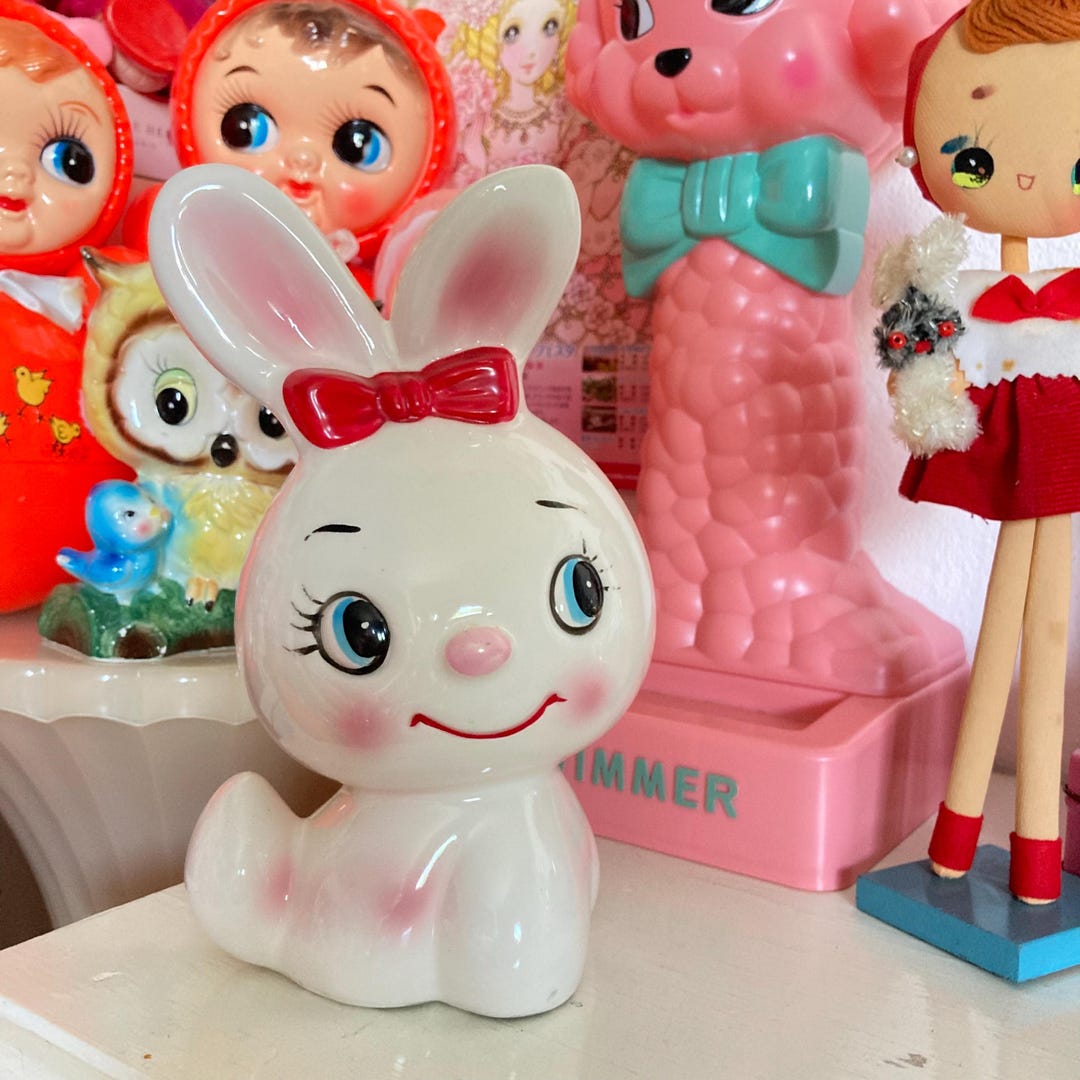 Cute Vintage Kitsch Cutie Big Red Ribbon White Bunny Rabbit Ceramic ...
