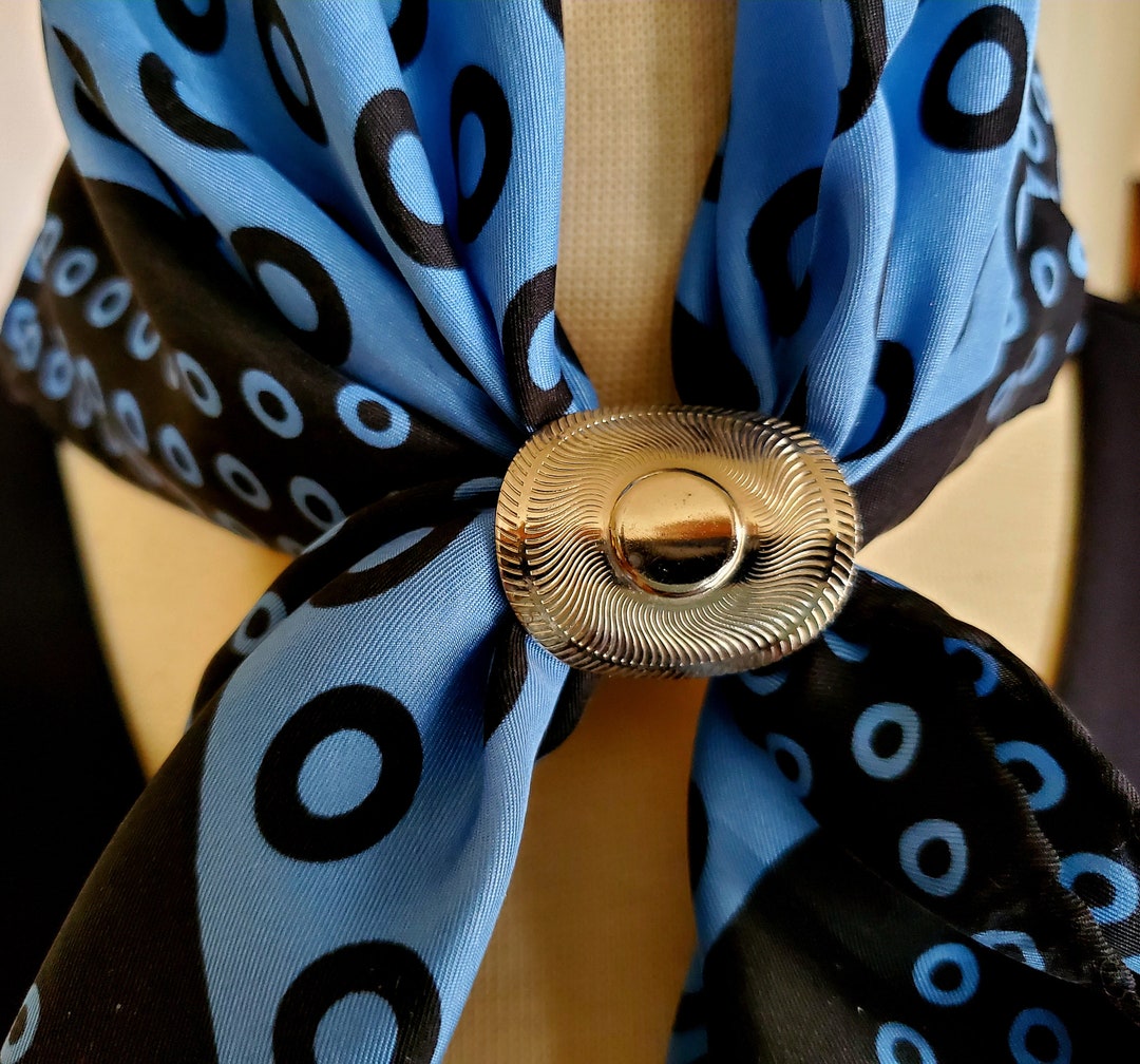 Scarf BOLO Slider Bail Cuff / Silver-tone / Finely Etched Southwest ...