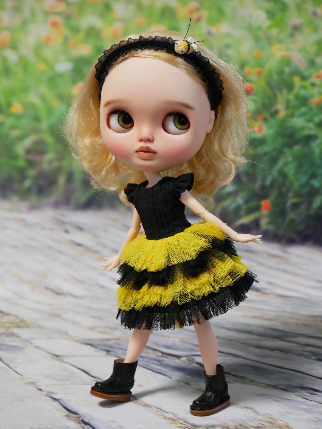 Bee Outfit. Dress and Headband With Cute Mini Crocheted Bee. - Etsy
