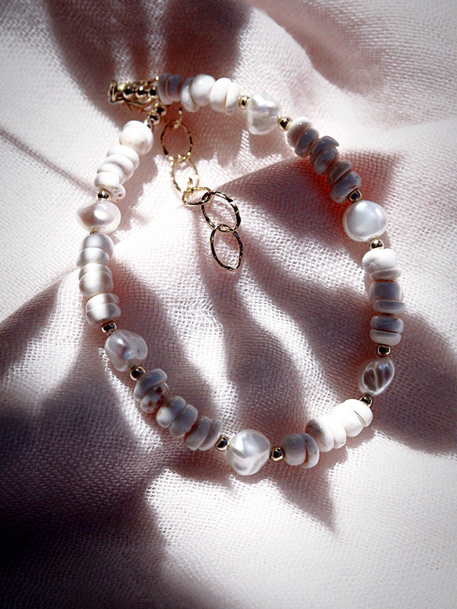 Keshi Pearl Puka Shell Anklet Poa Shell & Pearl Anklet - Etsy