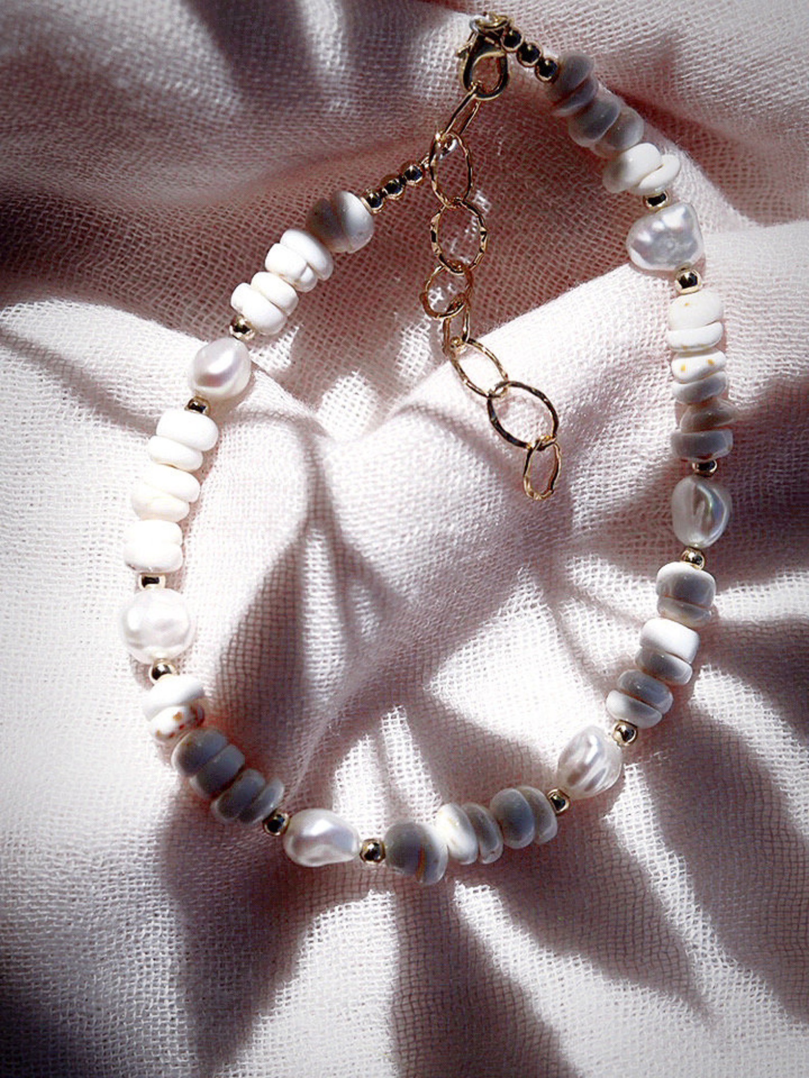 Keshi Pearl Puka Shell Anklet Poa Shell & Pearl Anklet - Etsy