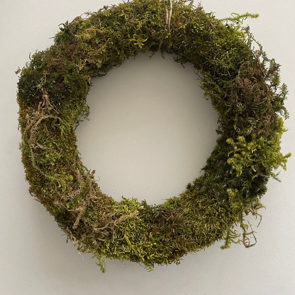 Moss Wreath - Etsy