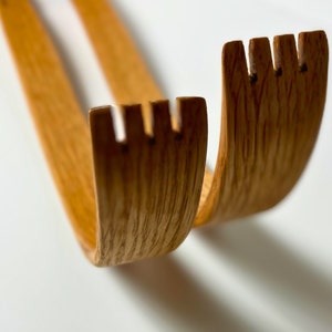 Curved Back Scratcher Wooden Gift Straight Walnut Handle Bentwood Gift ...
