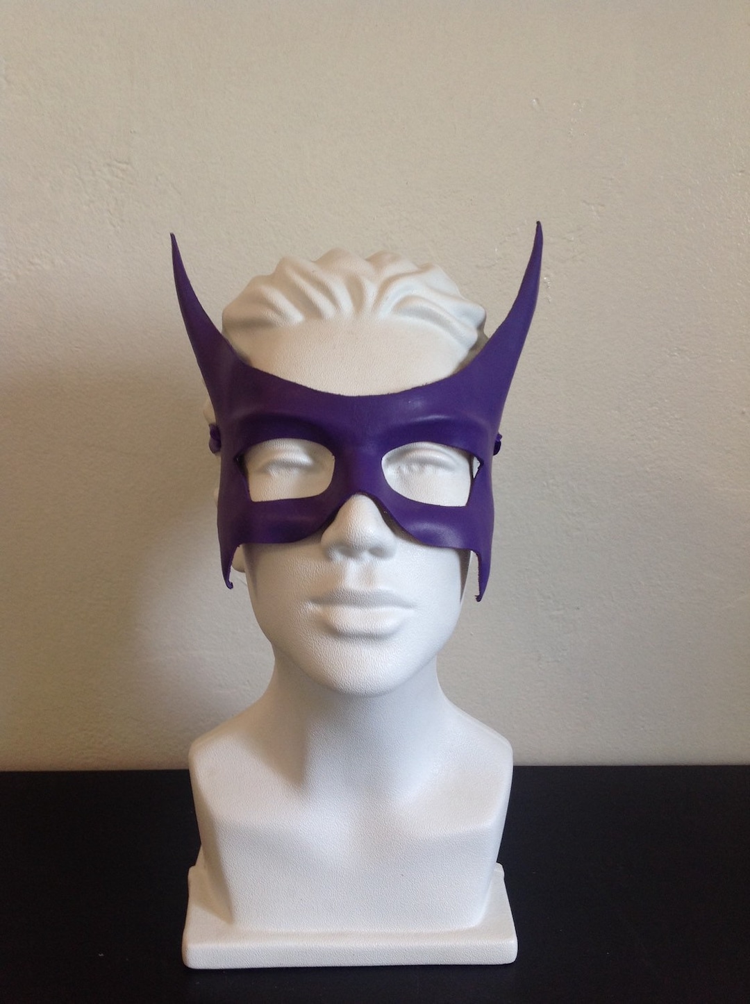 Huntress Mask - Hand Made Leather Mask - Etsy