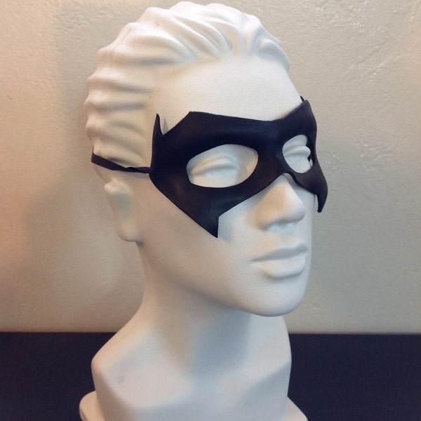 Robin Mask - Etsy