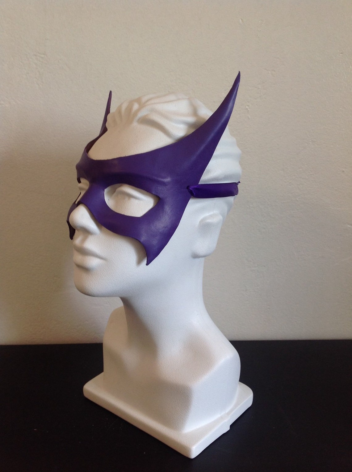 Huntress Mask - Hand Made Leather Mask - Etsy