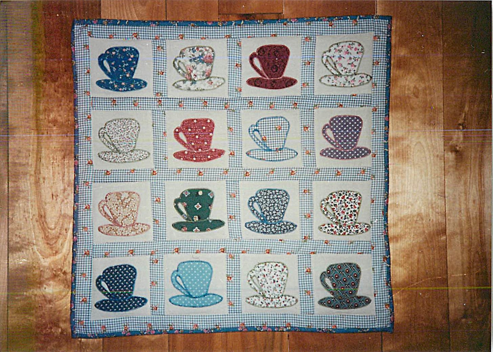 Teacup Wall Quilt Pattern: Applique Sewing Project (PDF Download) - Etsy