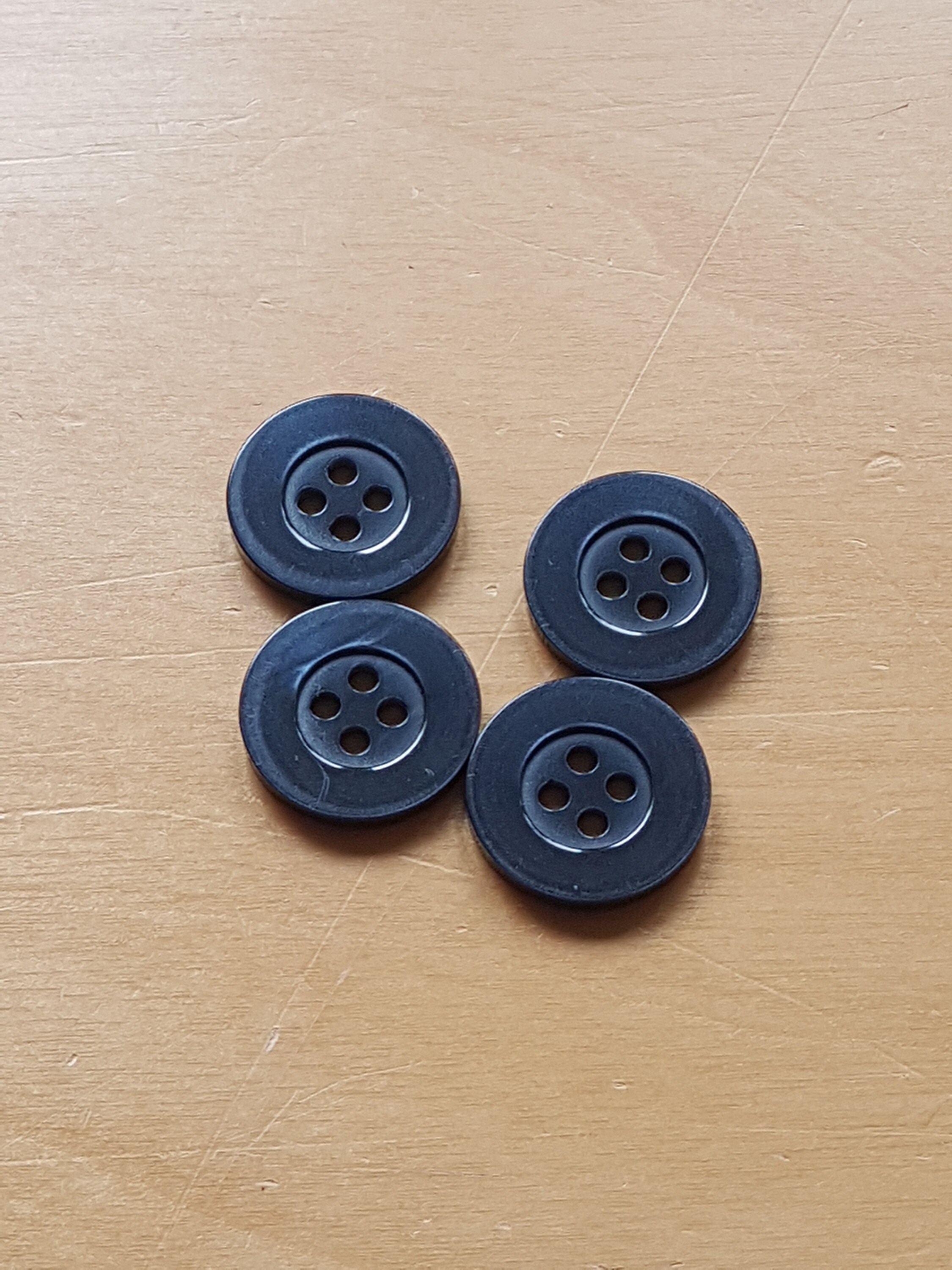 Buttons & Closures 7 Round Buttons Dark Grey Plastic 2.25cm Knitting ...